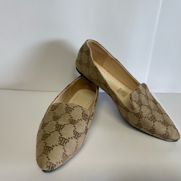 Shoes | Tan Flats | Poshmark